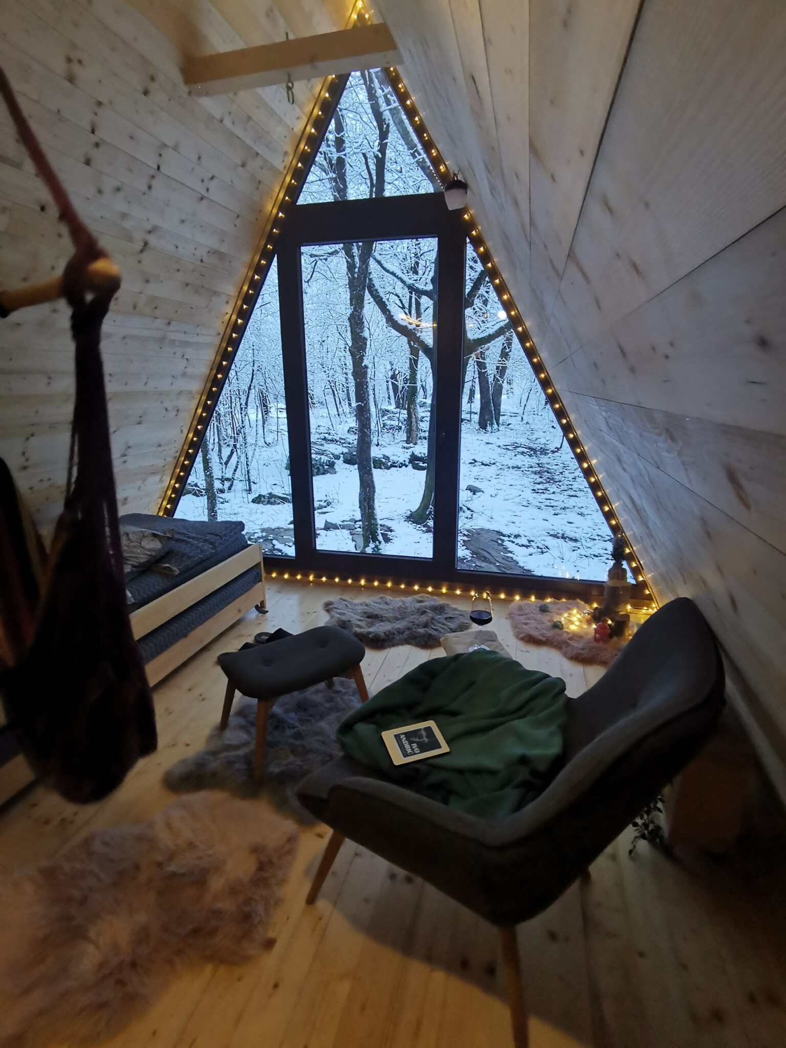 Zir Zen - drvena kućica u Lovincu koja će vas osvojiti