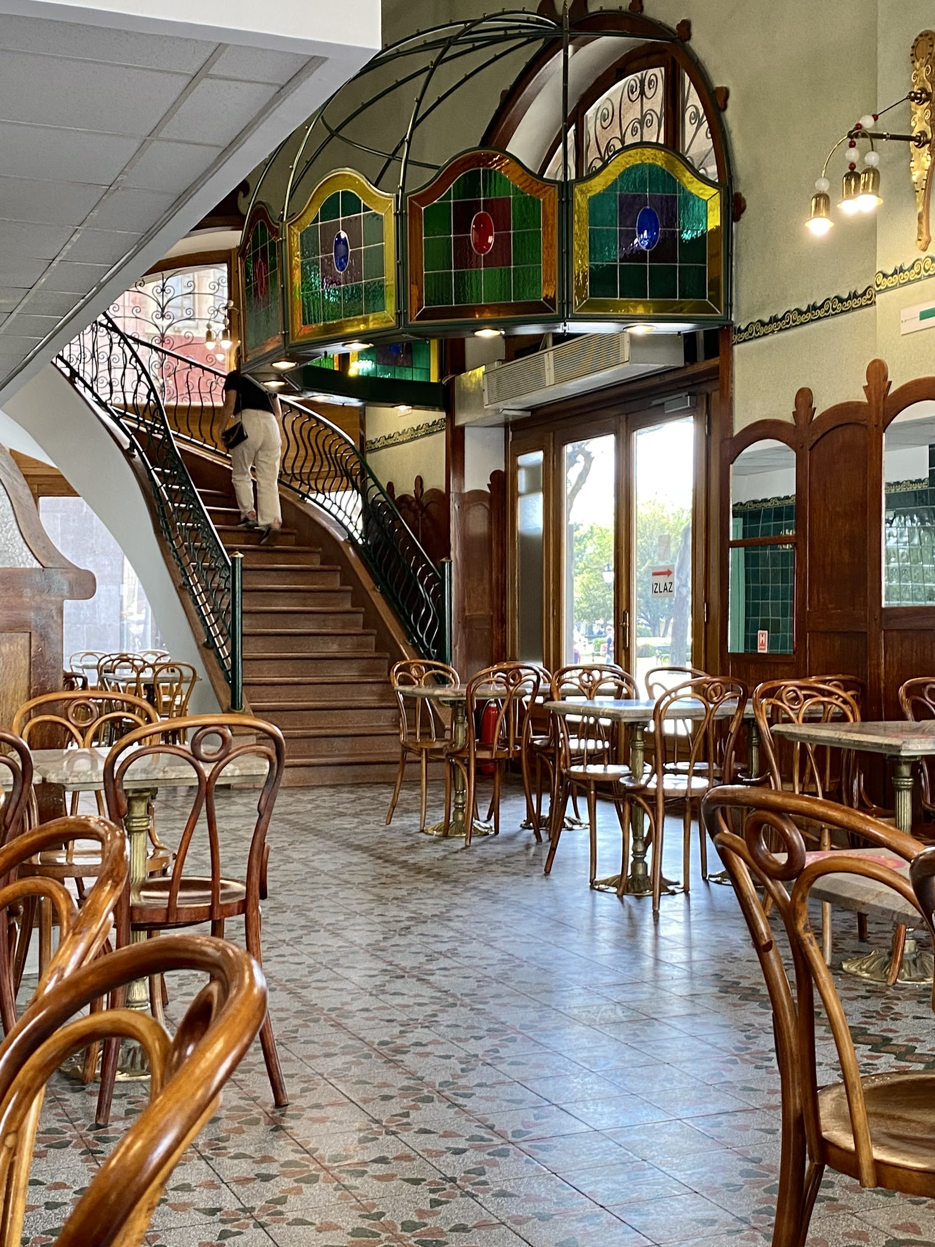 U Subotici se nalazi najneobičniji i najljepši McDonald's restoran