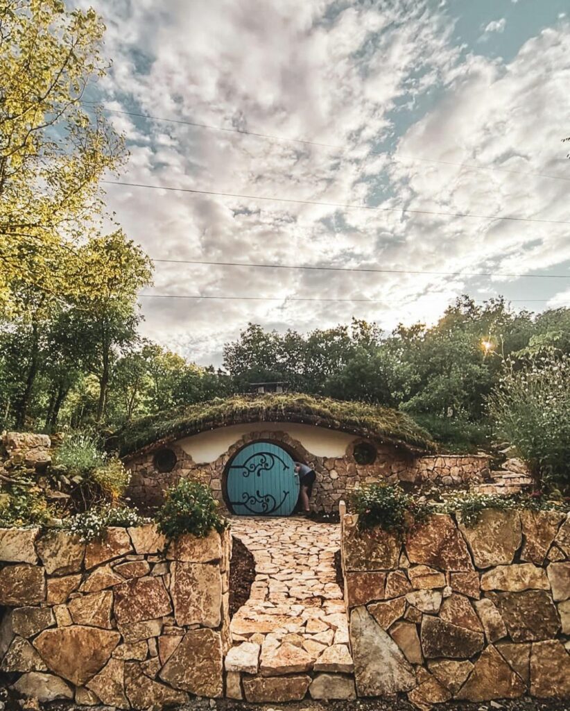 Hobit kućica u Mostaru u kojoj magija postaje stvarnost