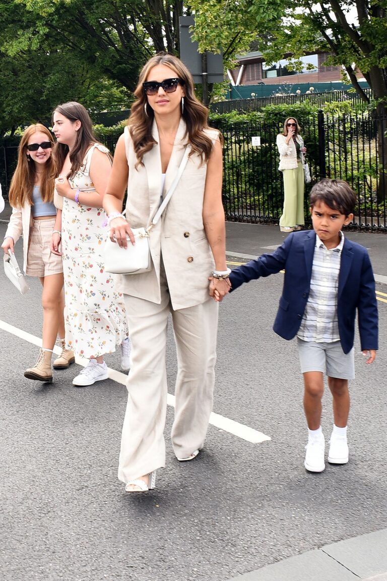 Elegancija Jessice Albe za posjet Wimbledonu