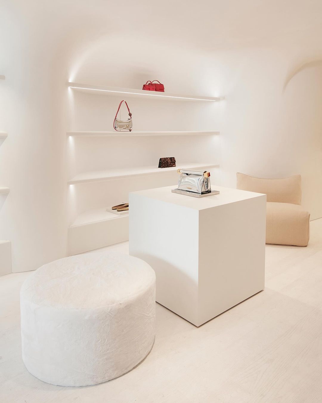 Jacquemus otvorio zimski pop up u Courchevelu